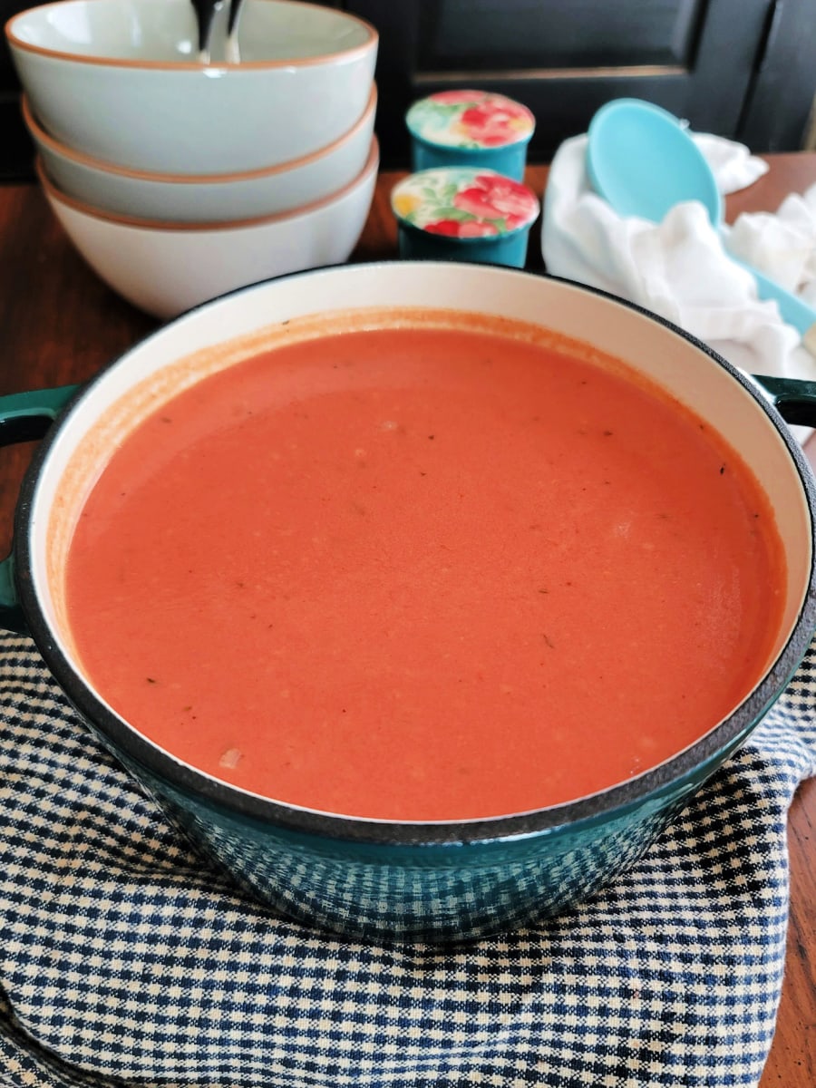 Easy Homemade Creamy Tomato Soup - My Homemade Roots